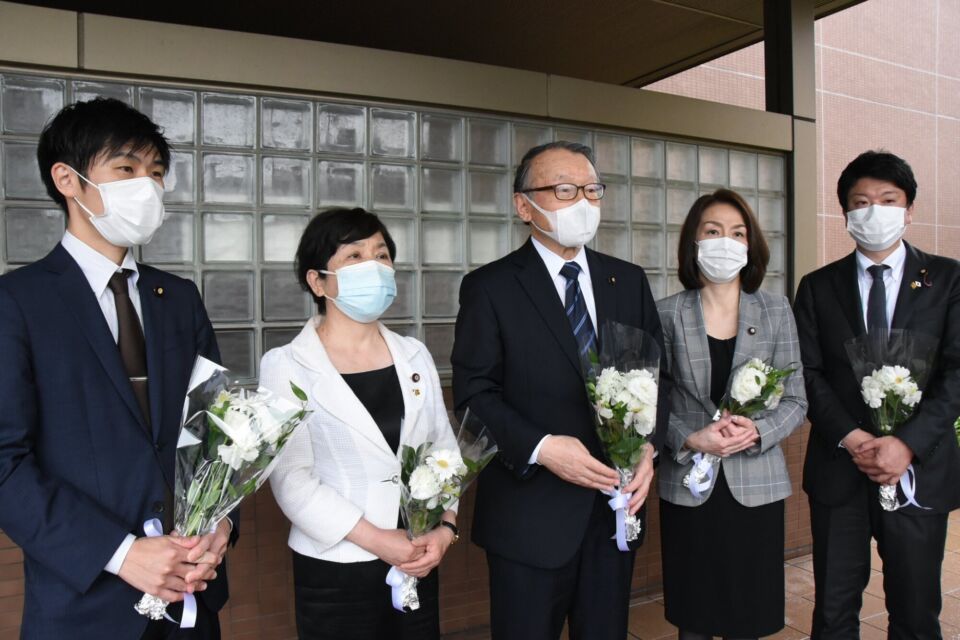 Warning : date_format() expects parameter 1 to be DateTimeInterface, null given in /home ...